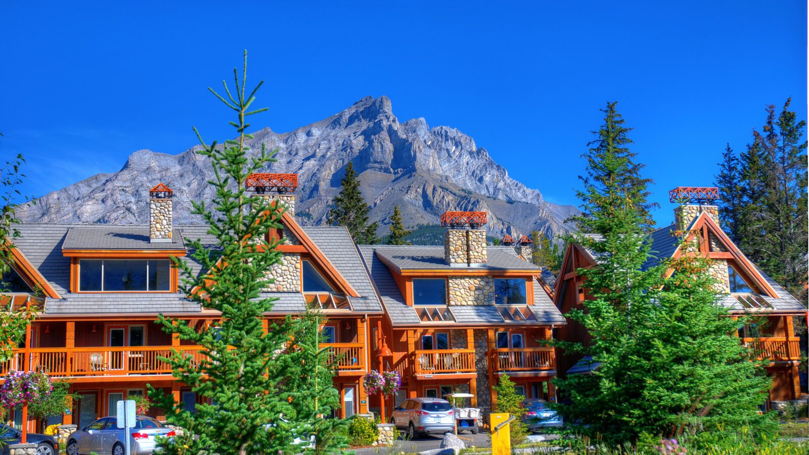 HIDDEN RIDGE RESORT – Ski Rockies