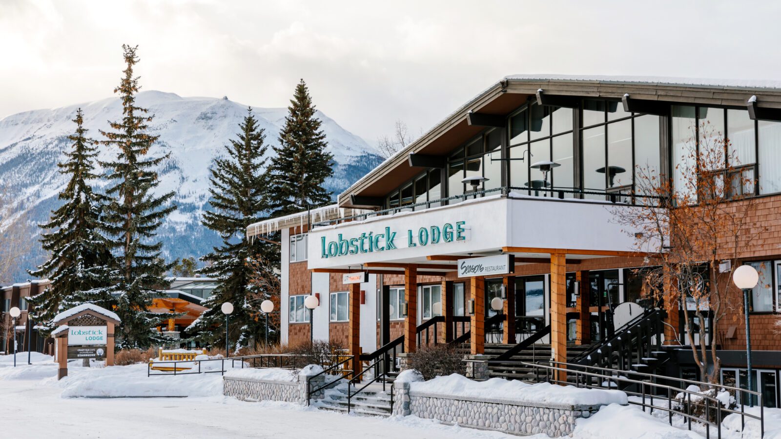 LOBSTICK LODGE - Ski Rockies